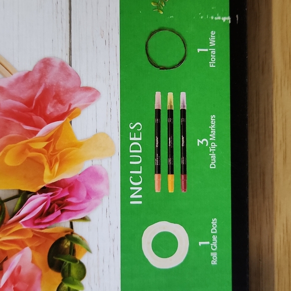 Crayola | Office | New Crayola Make Your Own Wreath Kit | Poshmark